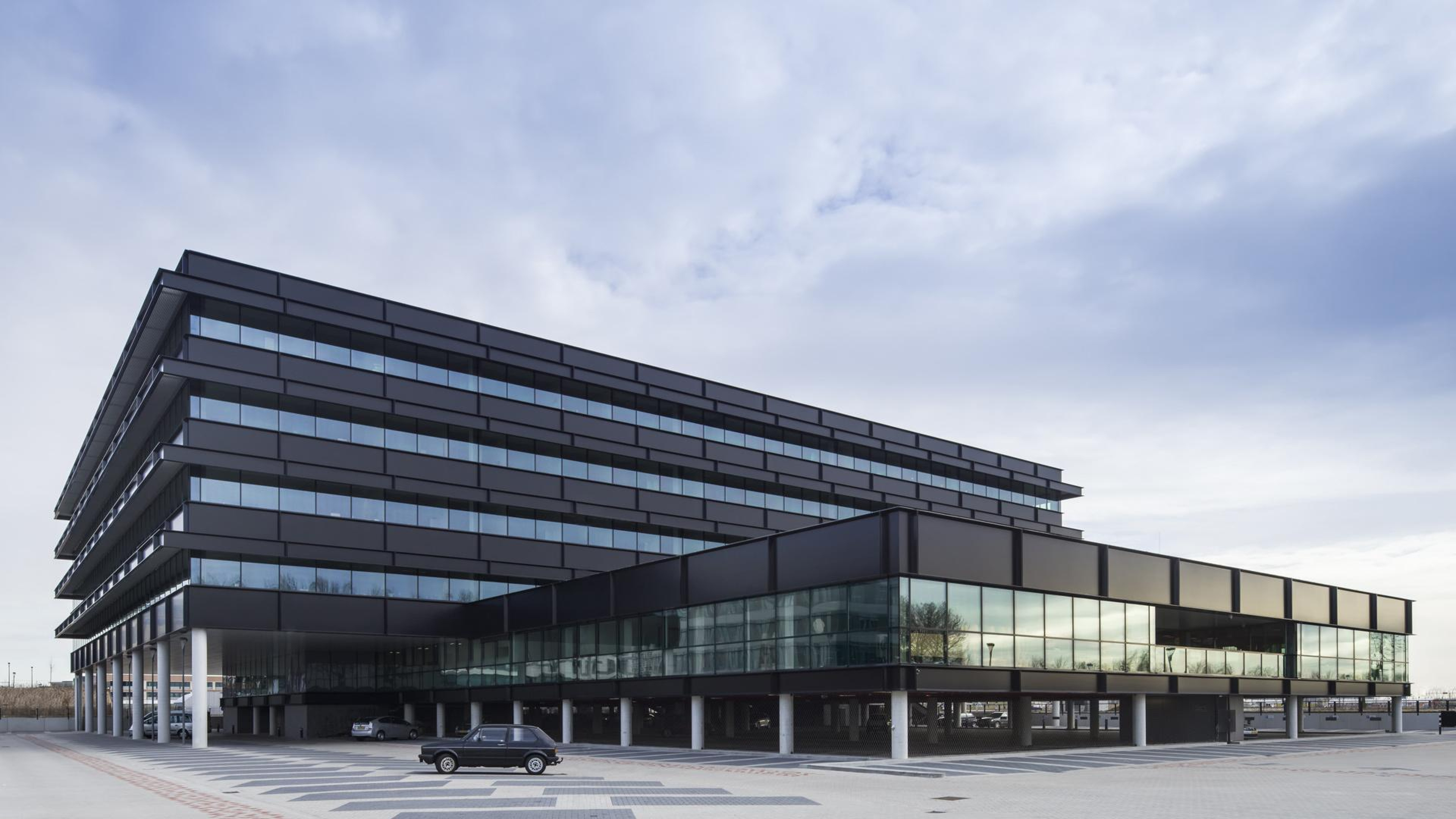 Fluor | Paul de Ruiter Architects